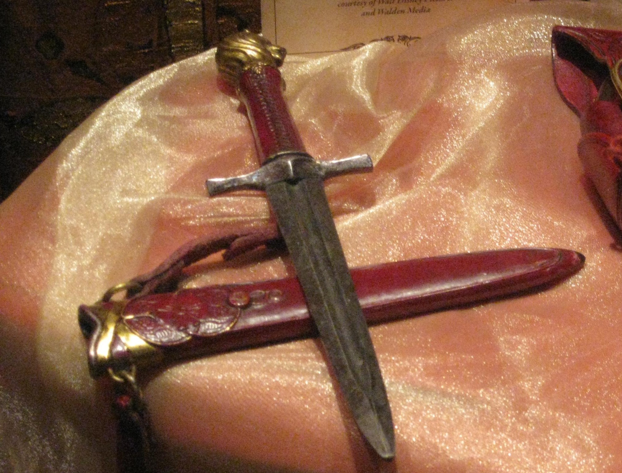 Lucy's Dagger - WikiNarnia - The Chronicles of Narnia, C.S. Lewis Lucy's Dagger - WikiNarnia - The Chronicles of Narnia, C.S. Lewis