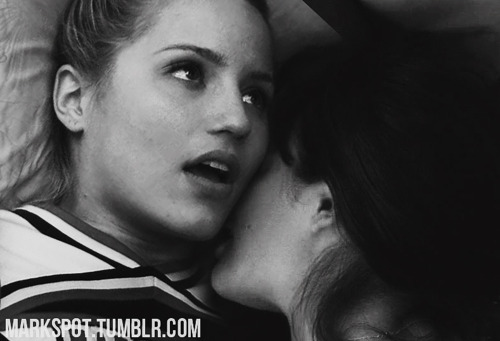 Bild Faberry Quinn And Rachel 28281030 500 341 Glee Wiki Glee Wiki New Directions